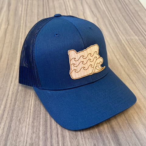 Oregon Waves – The Oregon Coast Visitors Association